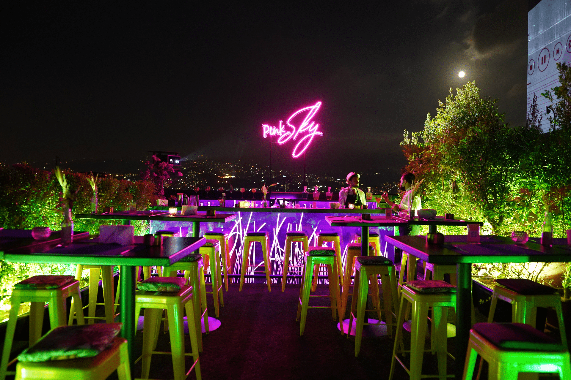 Venues in Lebanon - The Smallville Hotel